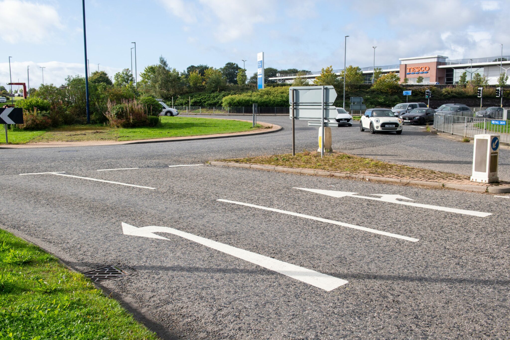 New signs installed at Westhill roundabout following confusion