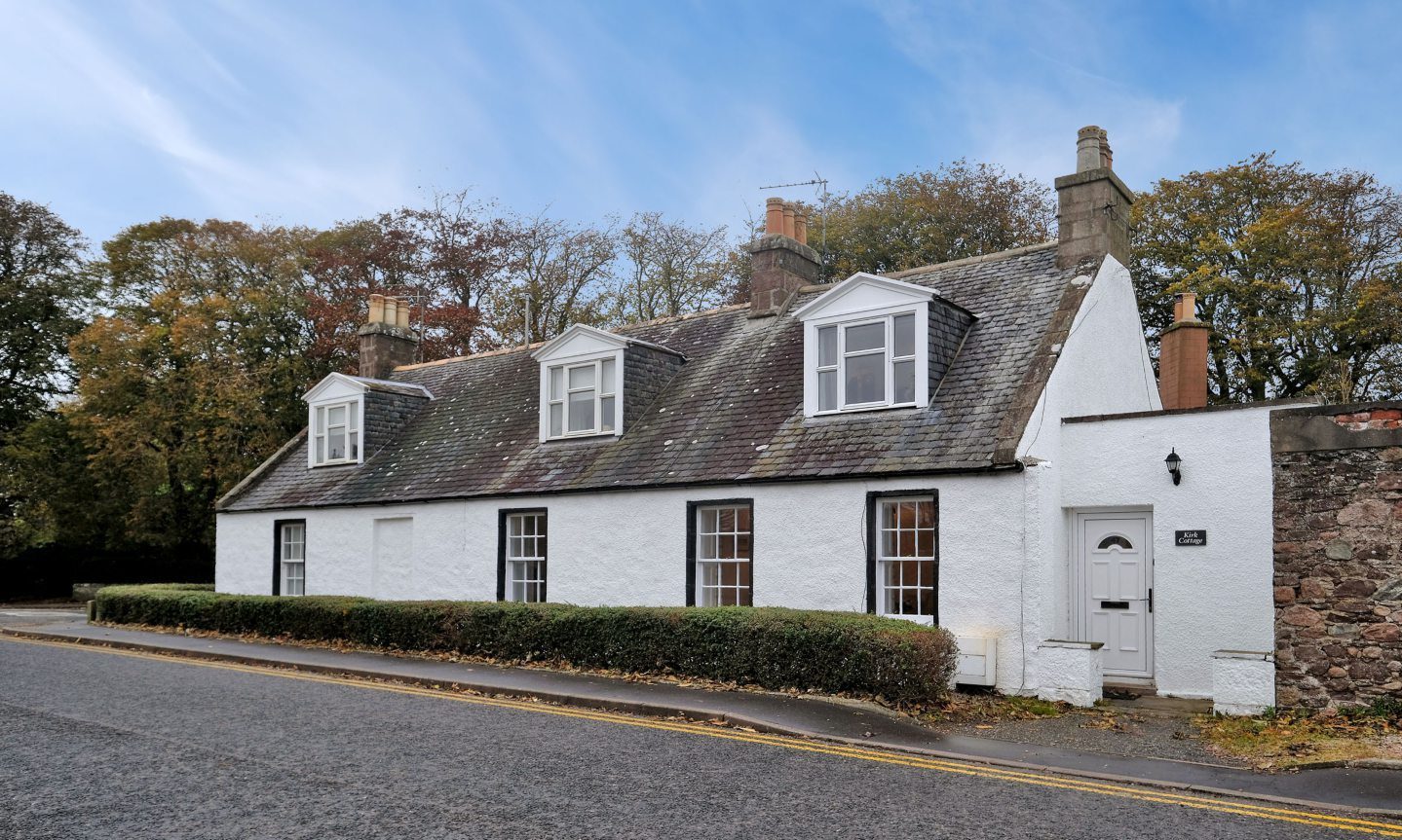 Superb Stonehaven cottage on the market for £225,000