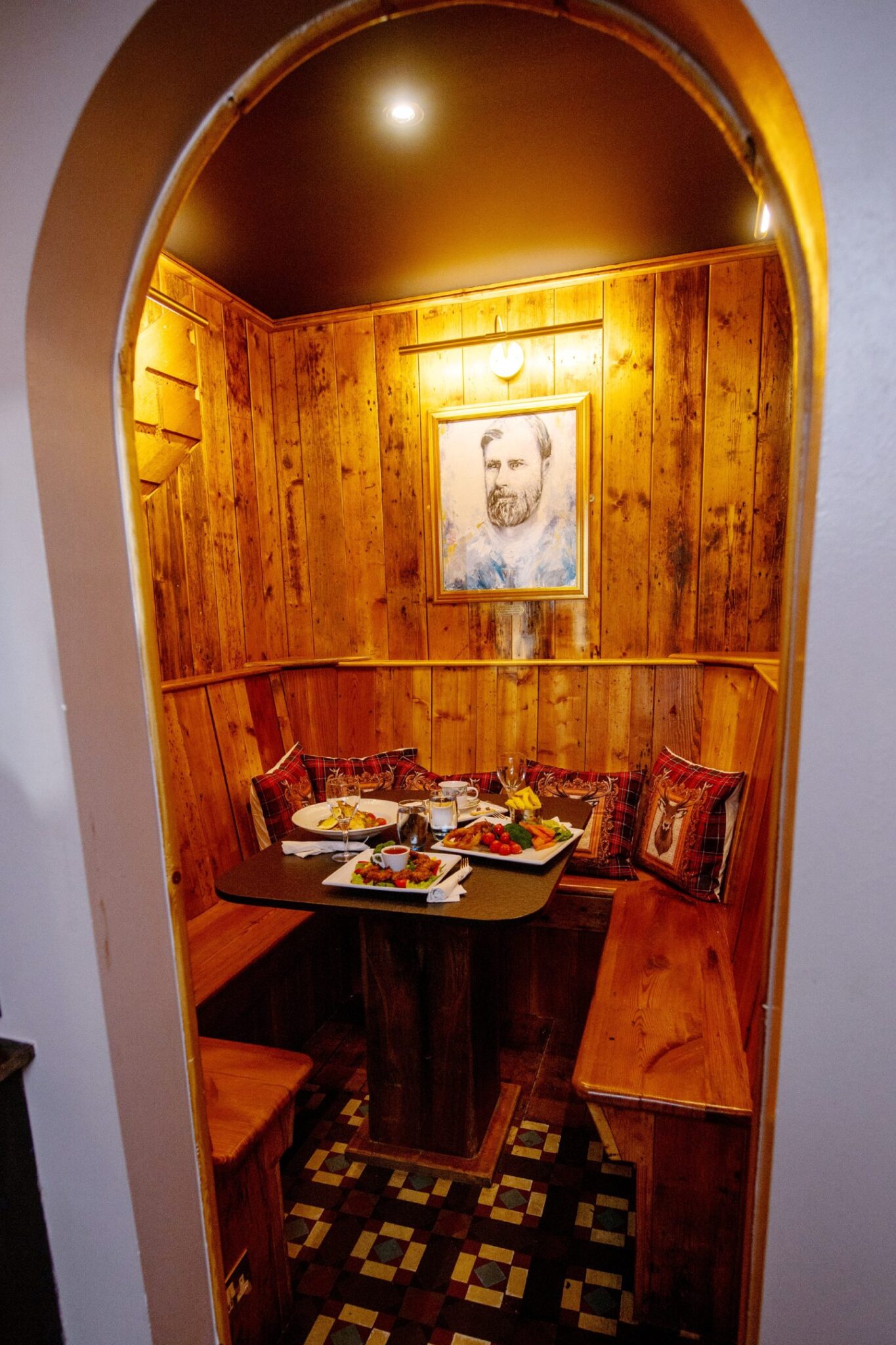 The Kilmarnock Arms Hotel serves up history and hearty grub