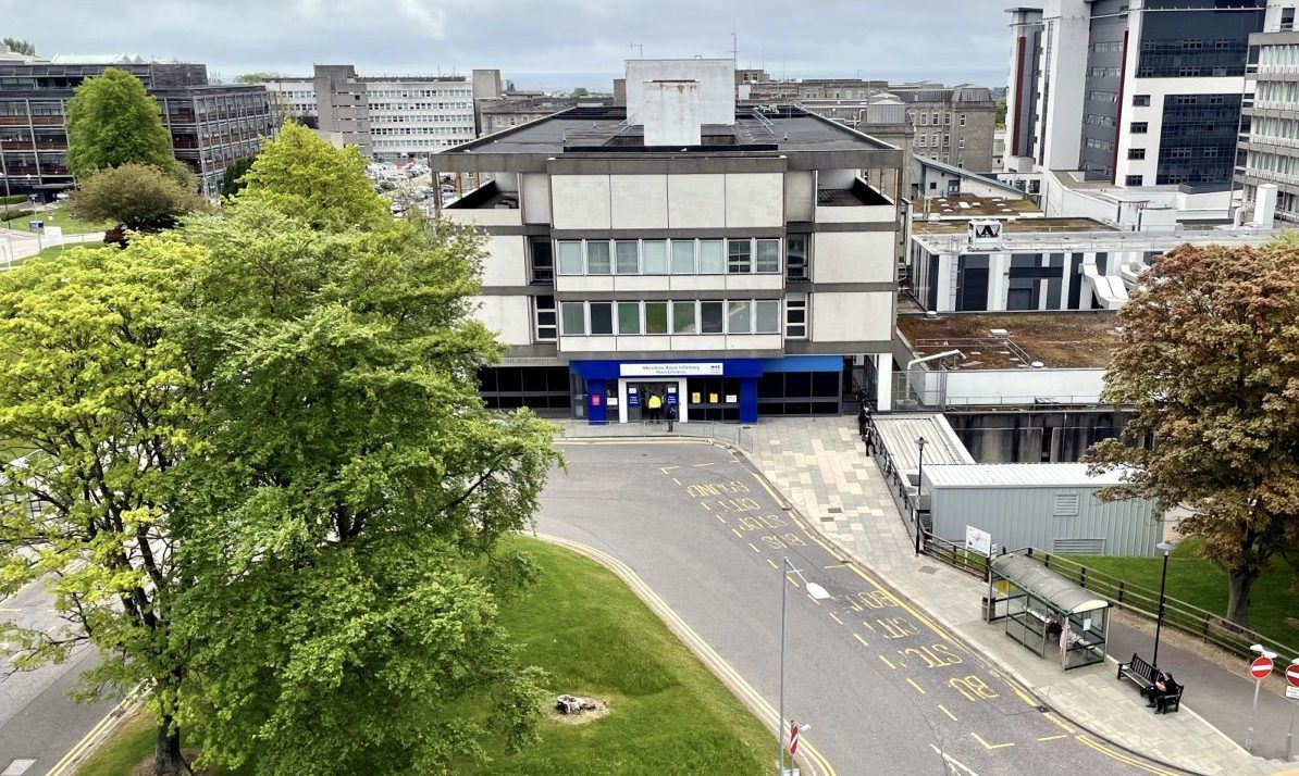 Crews extinguish fire in basement of Aberdeen hospital