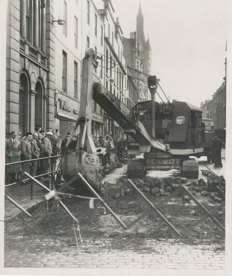 Unseen photos of Aberdeen's trams revealed in nostalgic new book