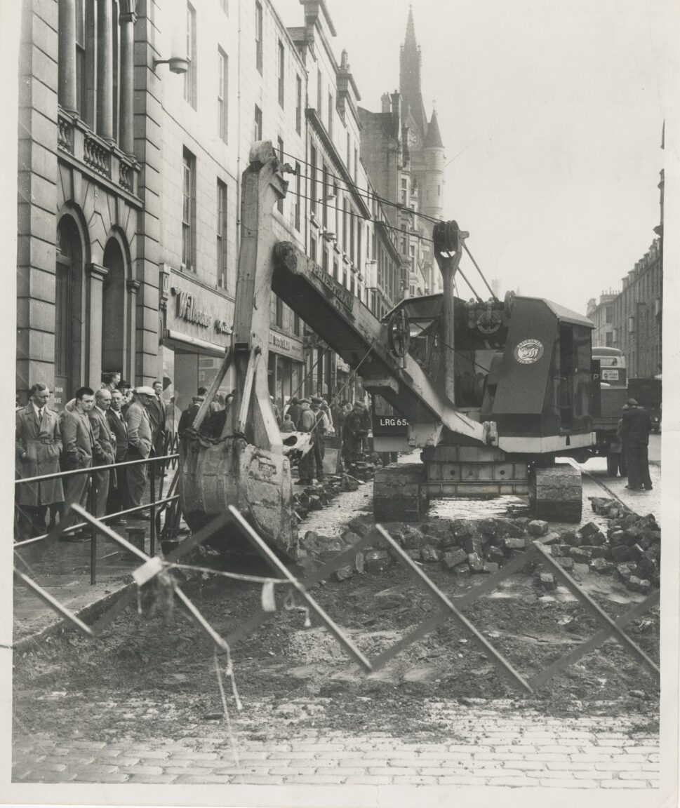 Unseen photos of Aberdeen's trams revealed in nostalgic new book