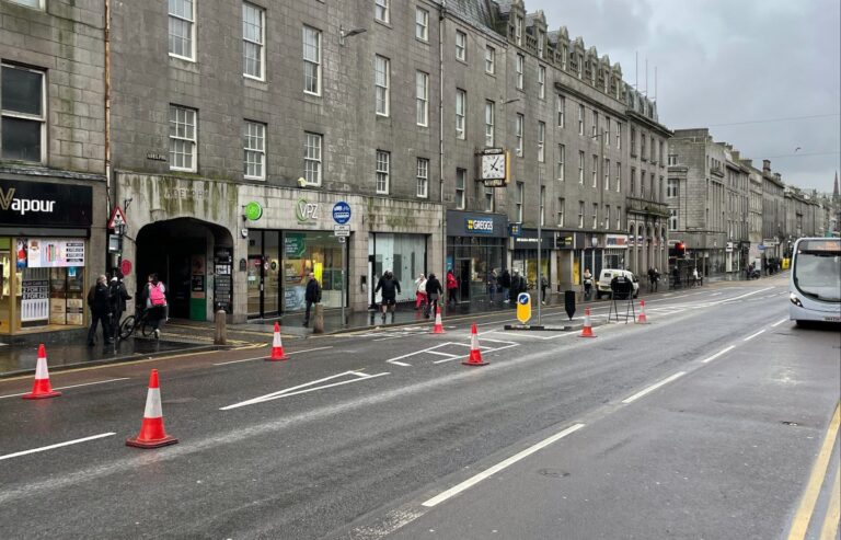 'Warning' signs added to make Aberdeen bus gate routes clearer