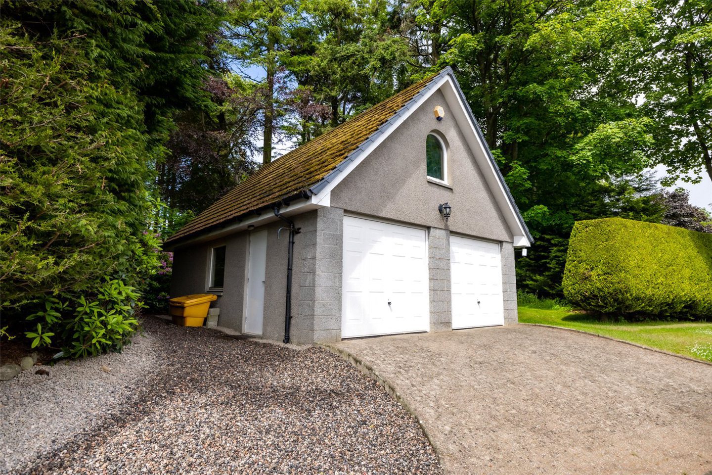 Bieldside home with golf practice area for sale