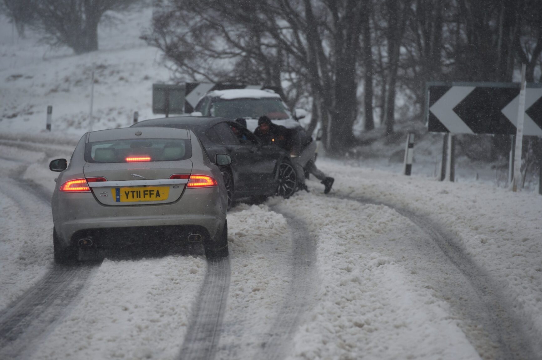 A9 reopens after drivers stranded in Storm Gerrit snow blizzard for ...