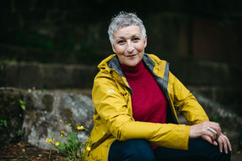 Blythe Duff: Former Taggart star set for Braemar Burns celebration