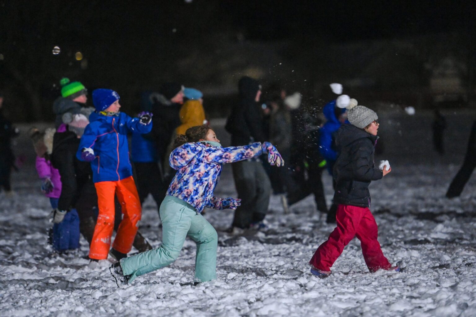 Gallery: Inverurie turns out for round two of snowball fight