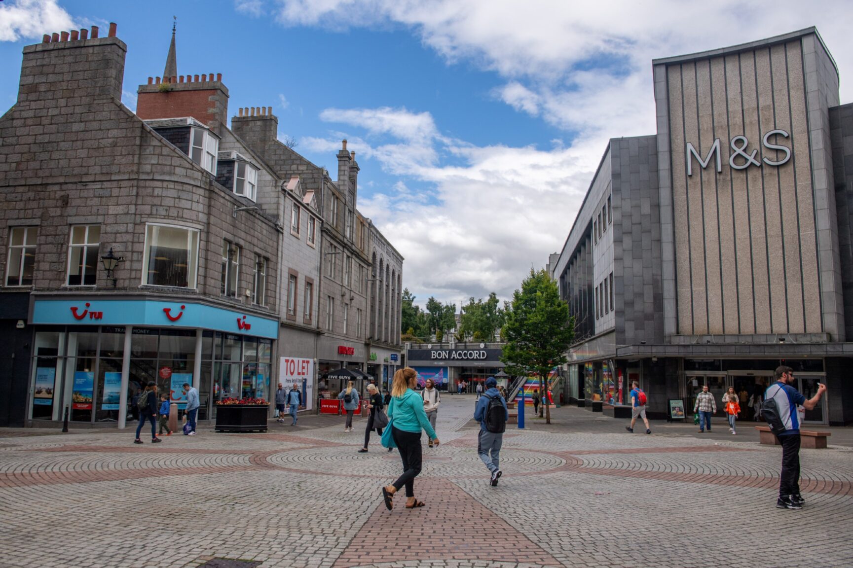 Marks & Spencer Aberdeen: Outcry as flagship store set to close
