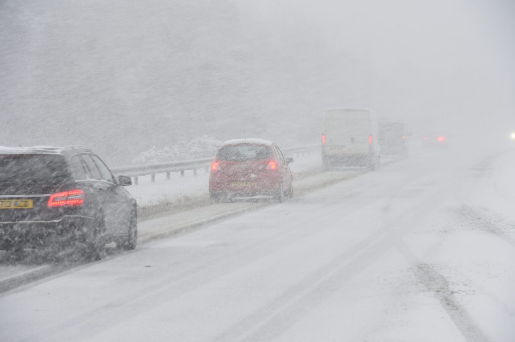 Vehicles stuck in heavy snow on A9 near Helmsdale