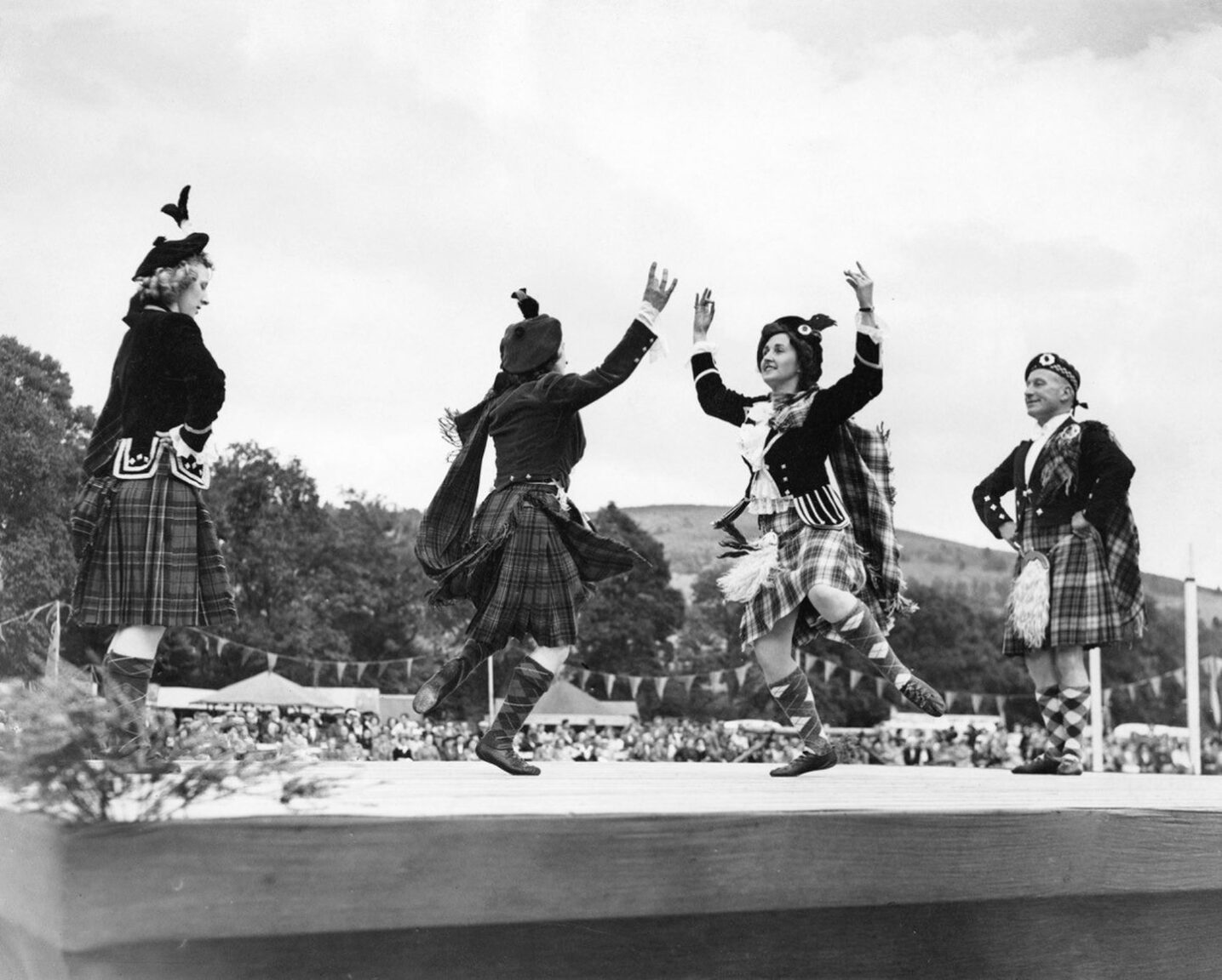 Aberdeen Shortbread tin Highland dancer Louise MacRae, 95