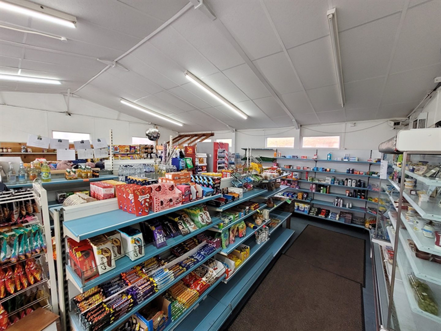 Convenience store with petrol station on West Coast up for sale