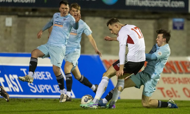 Former Aberdeen striker Aaron Reid joins Airdrieonians