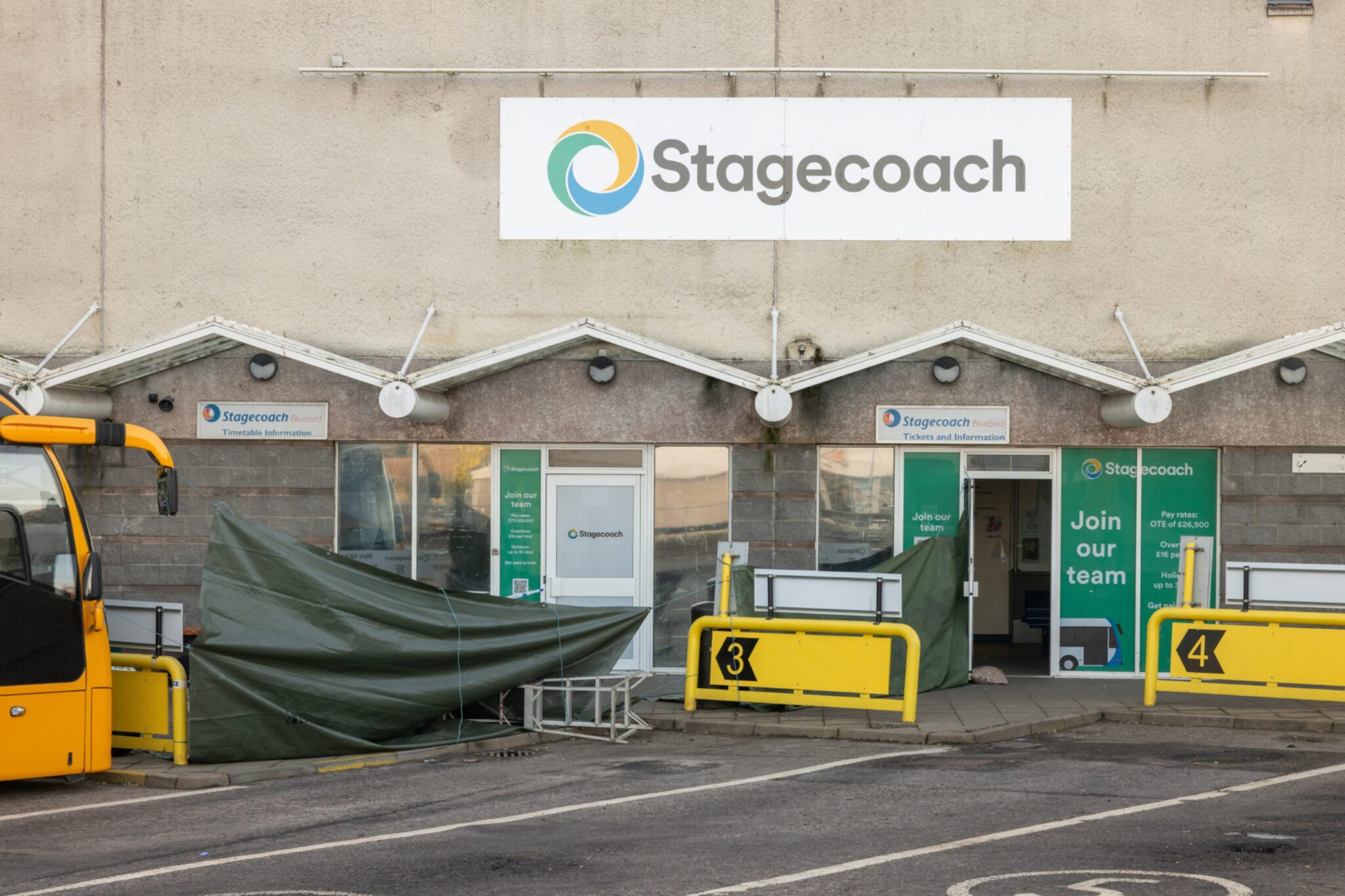 Bus driver dies in hospital after report of assault near Elgin bus ...