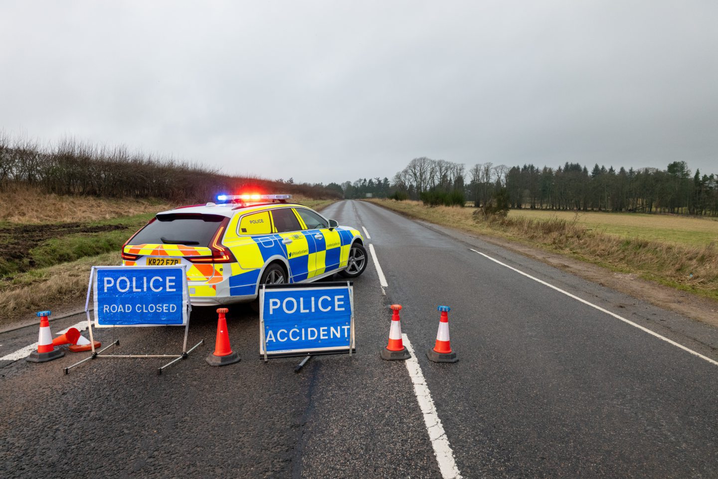 Two men die in South Deeside Road crash