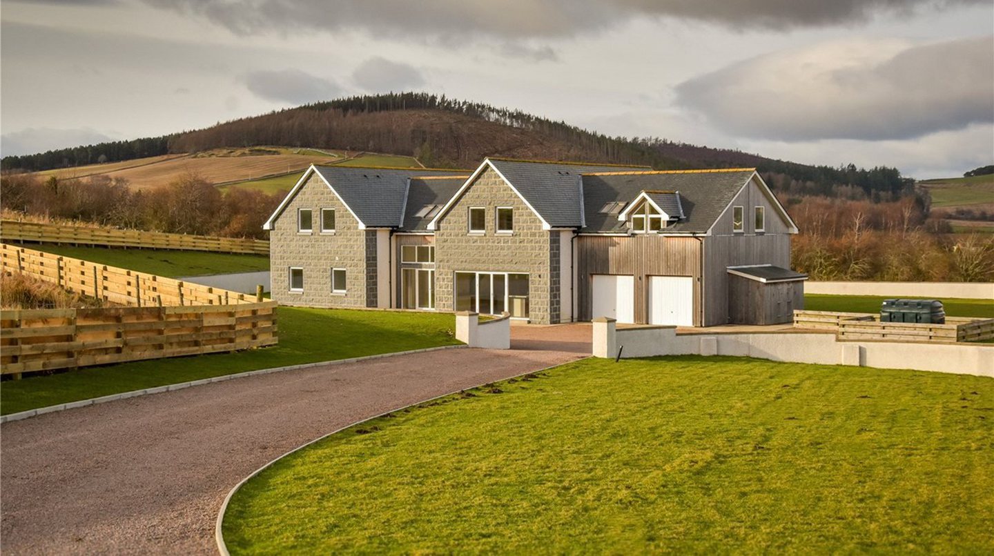 Stunning home overlooking Royal Deeside on sale for £750k