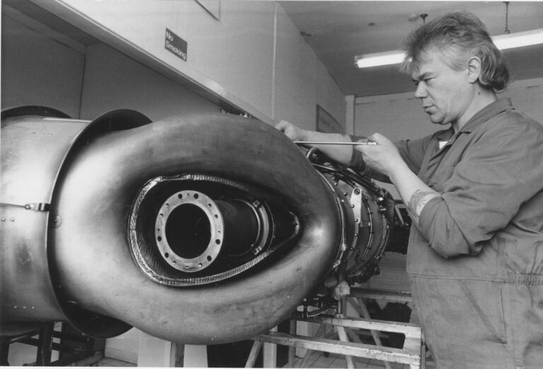 In pictures: A flying visit to Bristow helicopters from the 1970s-90s