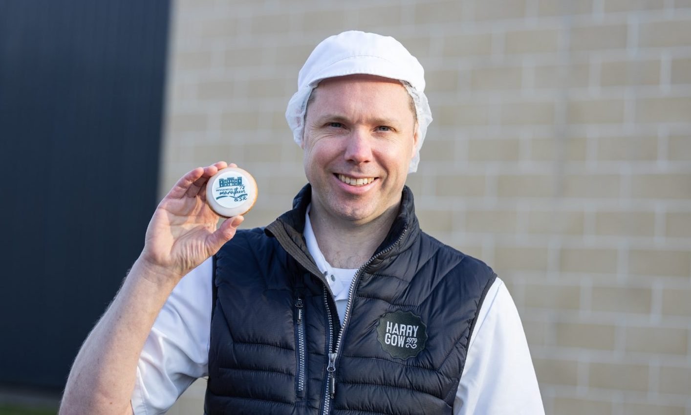 PICTURES: Thousands brave the elements to watch spectacular Inverness ...