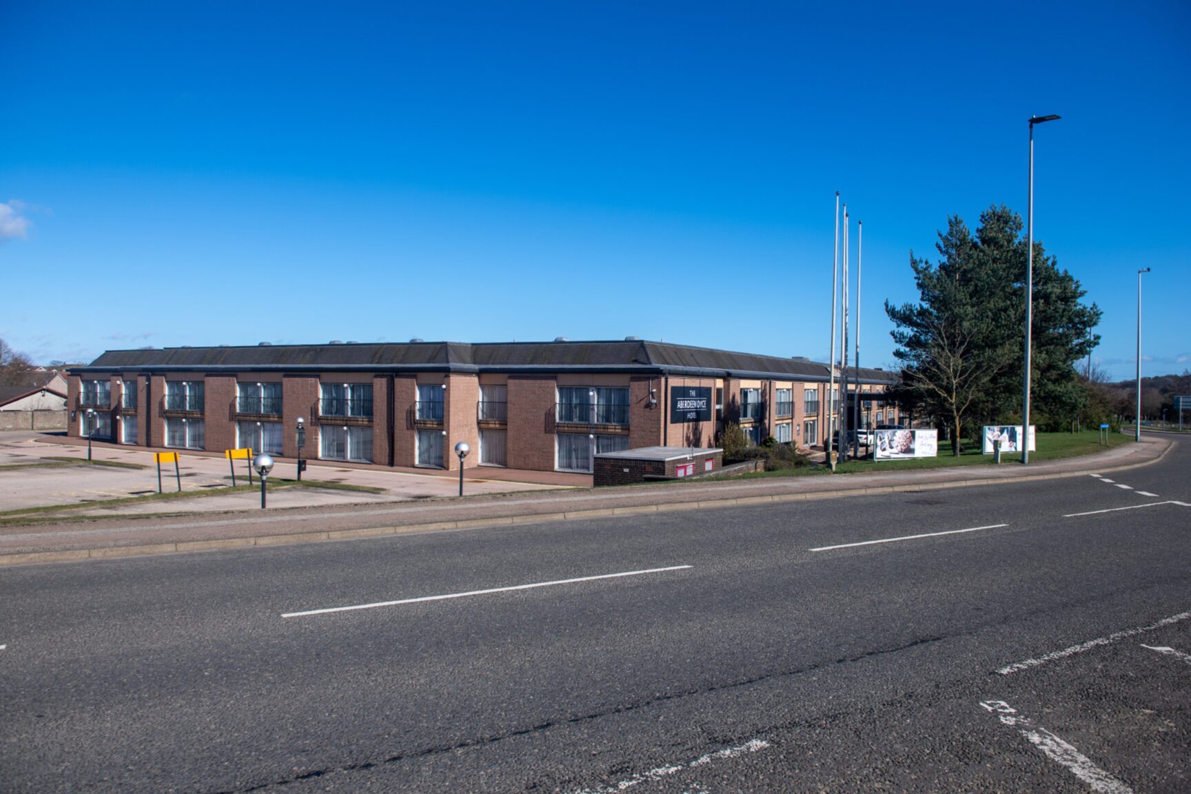 Staff wanted for newly opened Aberdeen Dyce Hotel