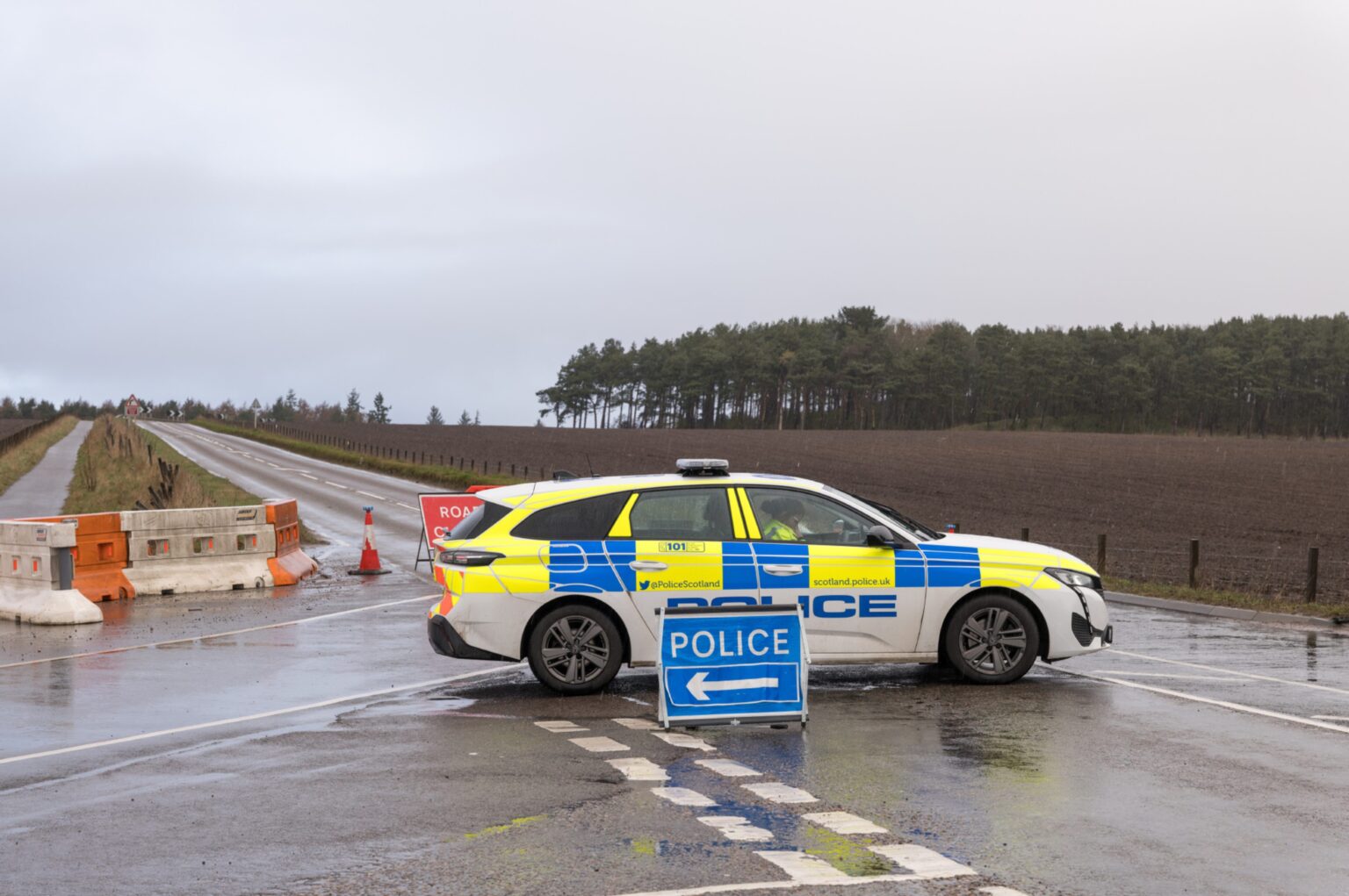 A941 crash: Two teens dead in four-car Lossiemouth crash