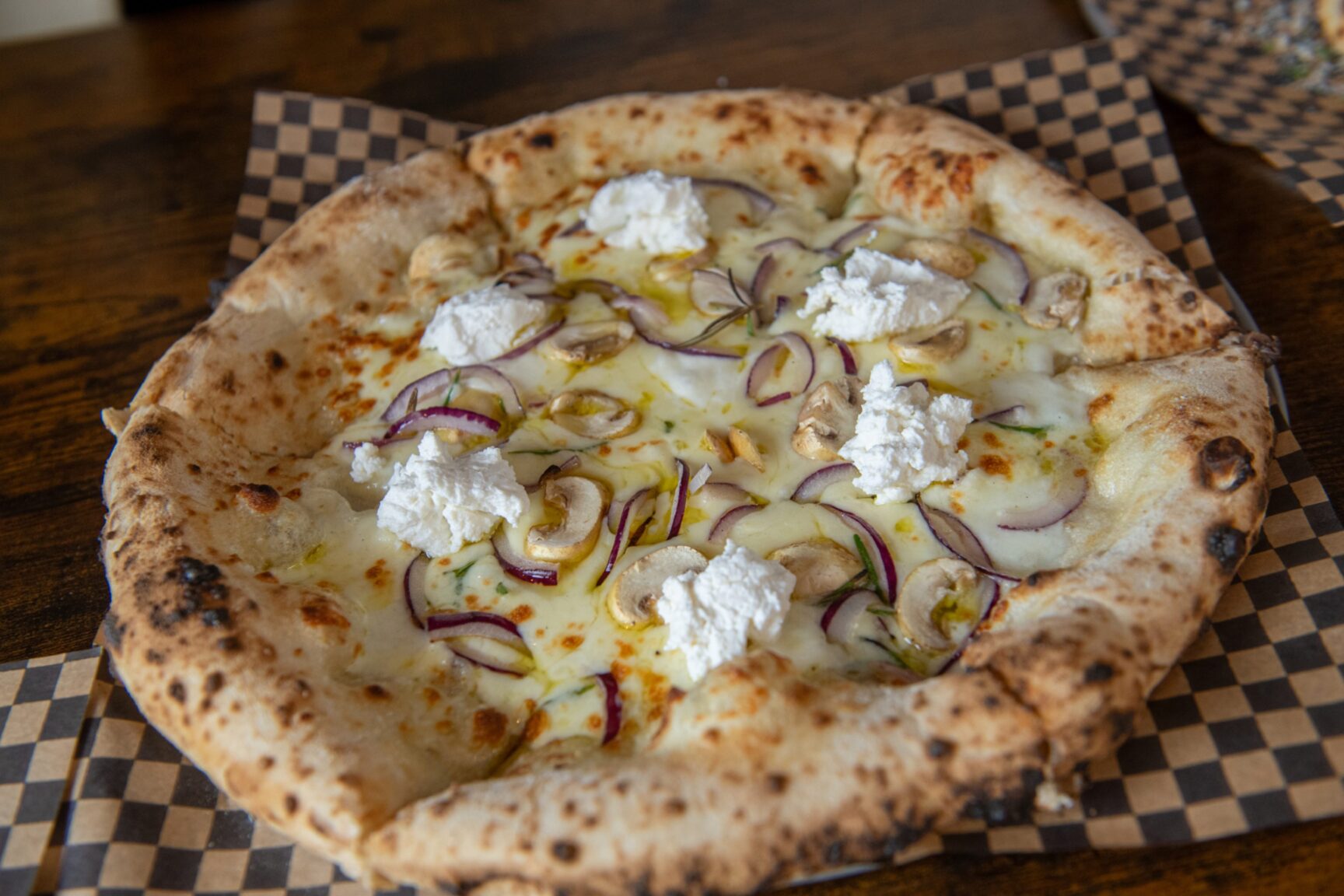 The Gaff in Ellon: Did our pizza, garlic balls and cannolis deliver?