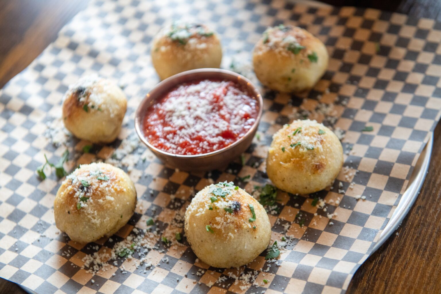 The Gaff in Ellon: Did our pizza, garlic balls and cannolis deliver?