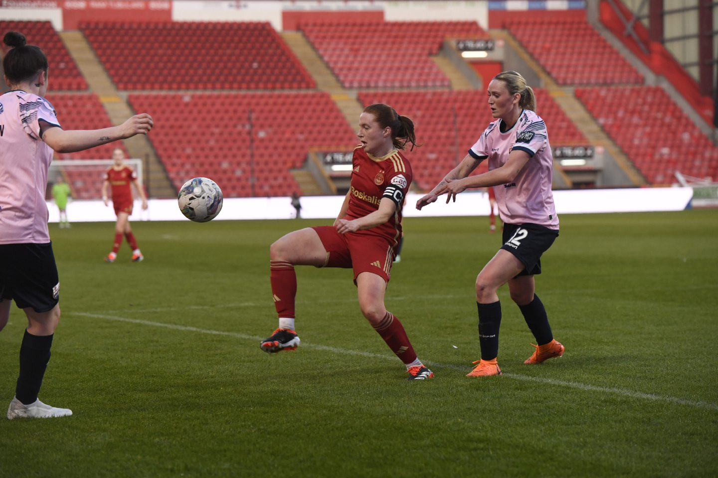 Aberdeen skipper Hannah Stewart believes Dons are best of the rest