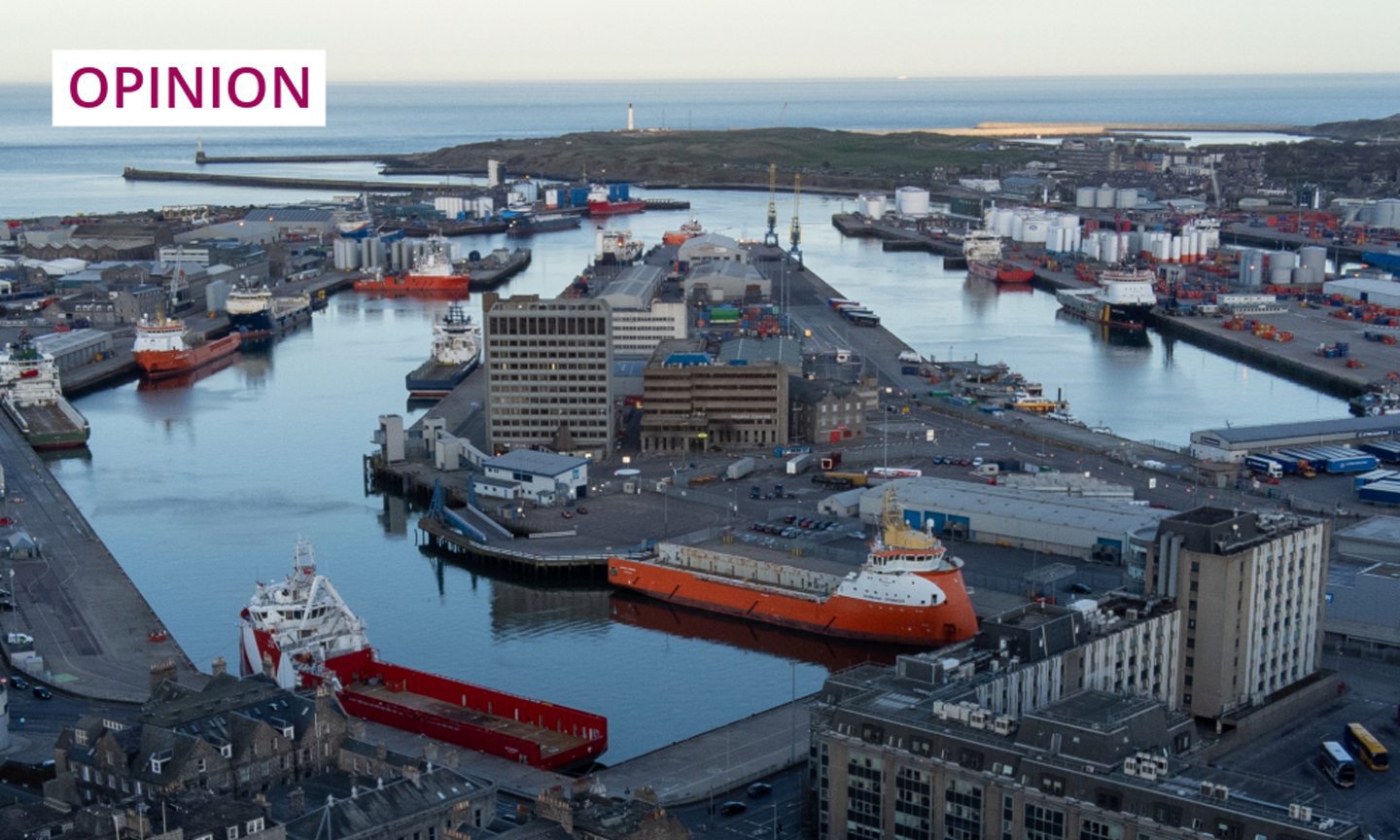 The Flying Pigs: Aberdeen serenaded by impromptu ship's horn
