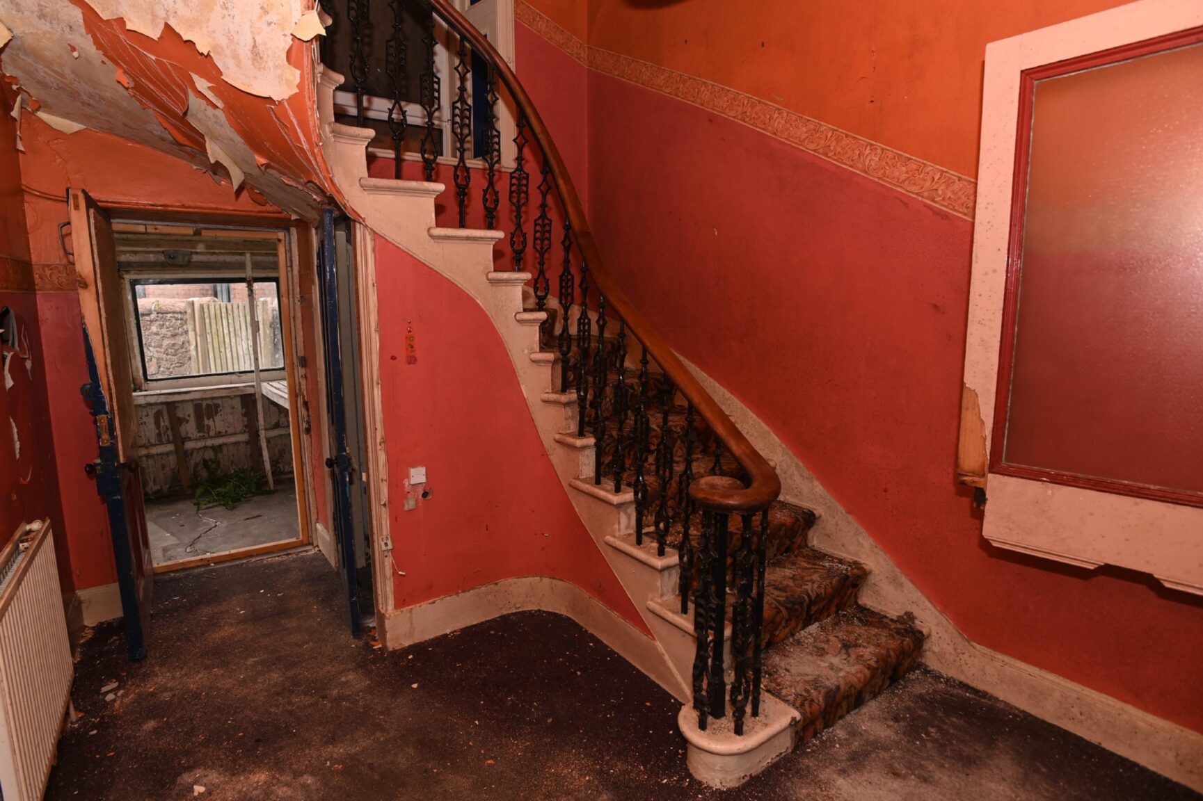Victorian cemetery lodge in Peterhead goes on market for £110,000