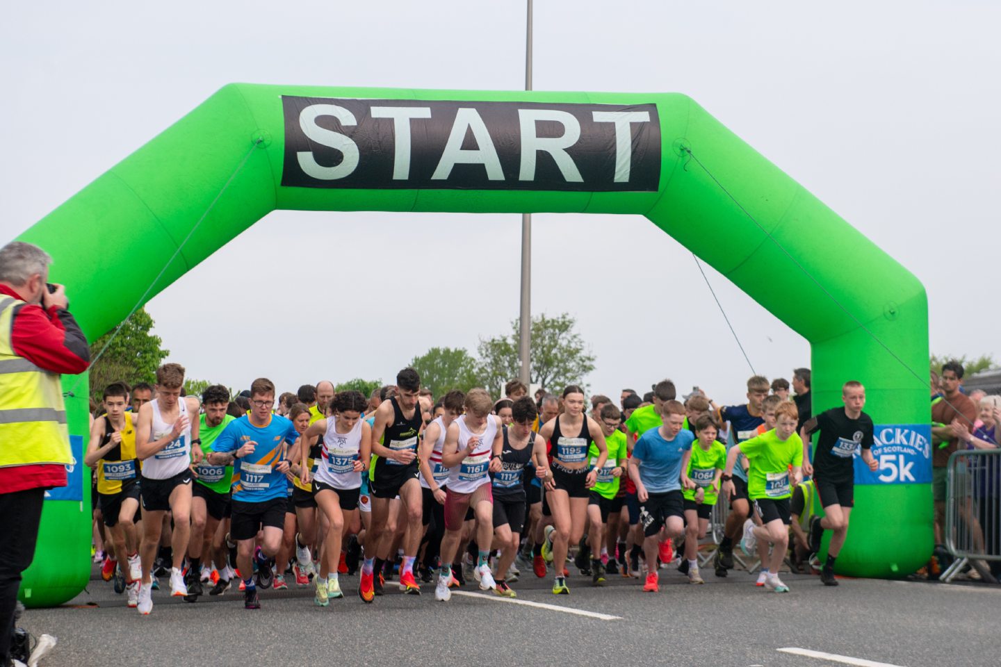GALLERY: Thousands test their mettle as Run Garioch returns - Press and ...