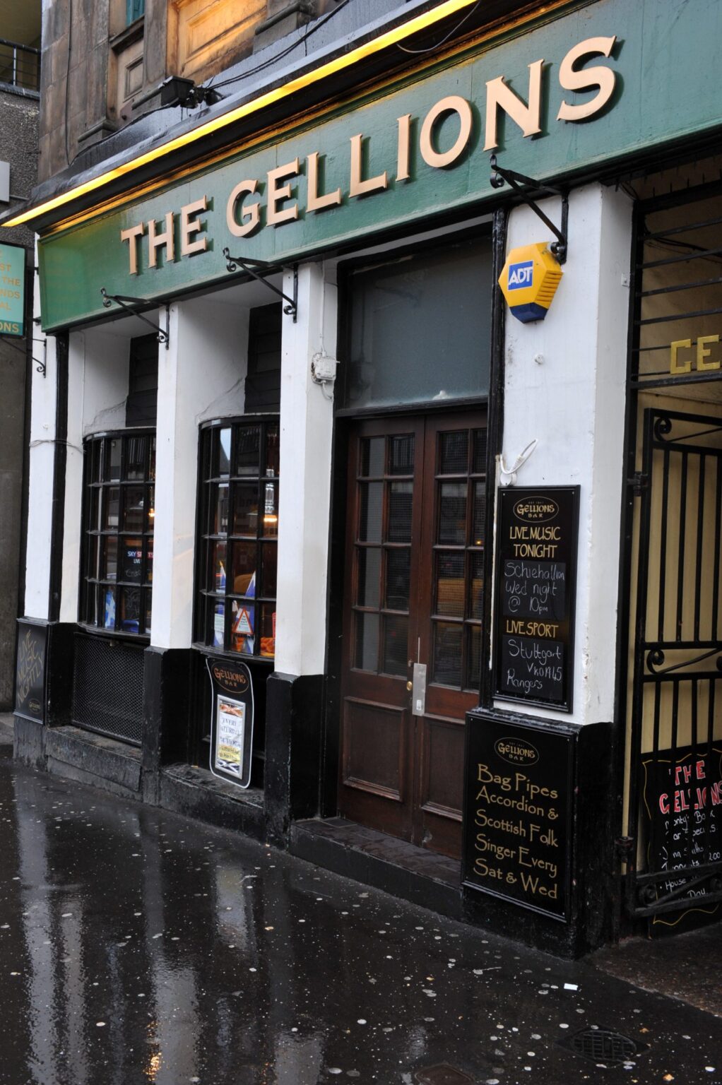 11 great pubs in Inverness - including Lauders and Johnny Foxes