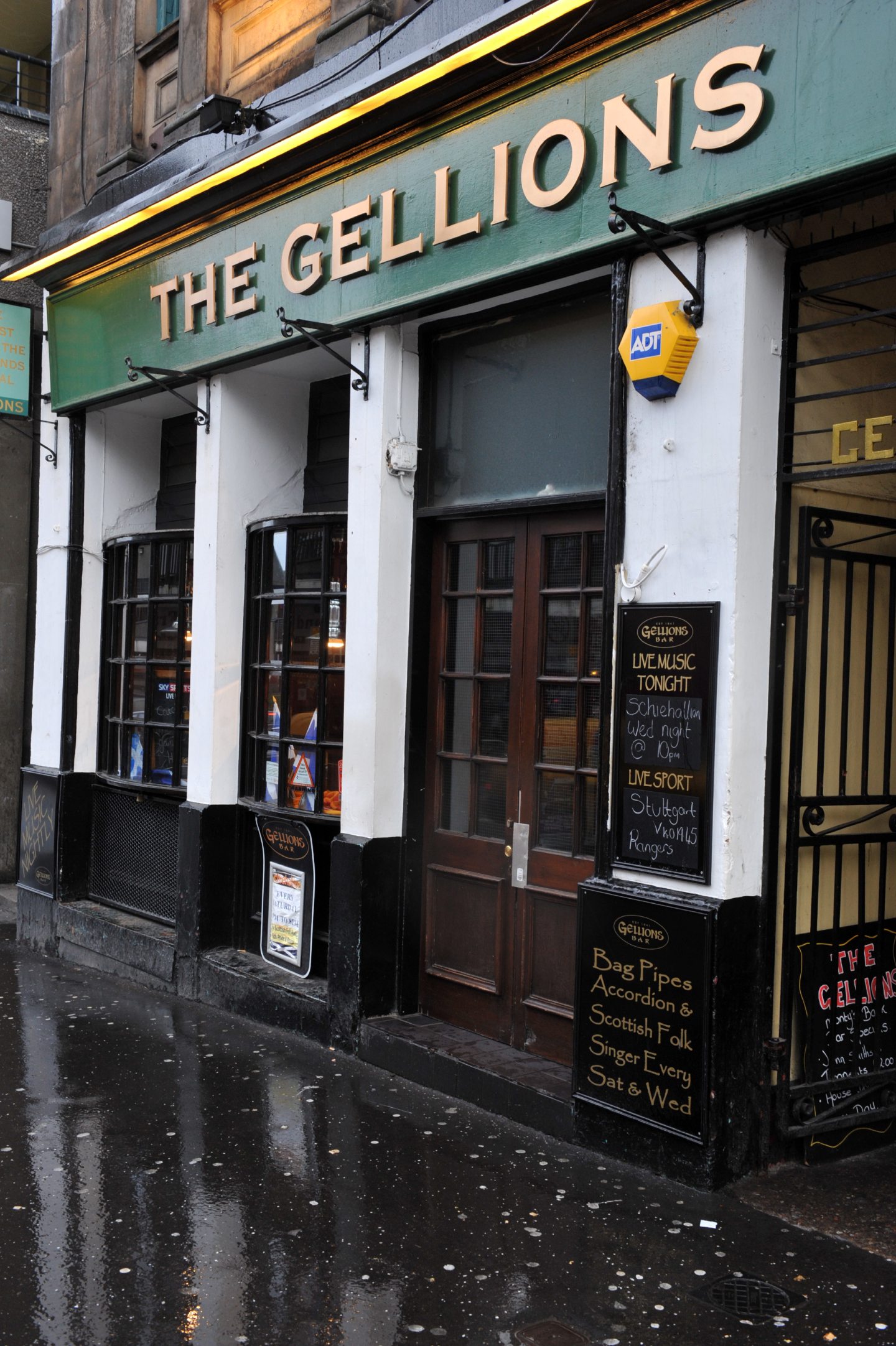 11 great pubs in Inverness - including Lauders and Johnny Foxes