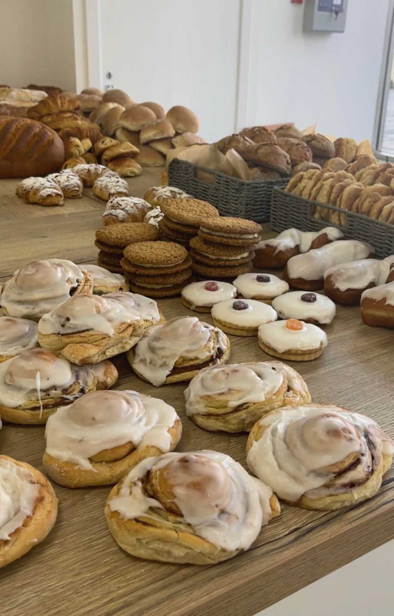 5 top spots for the best cinnamon buns in Aberdeen
