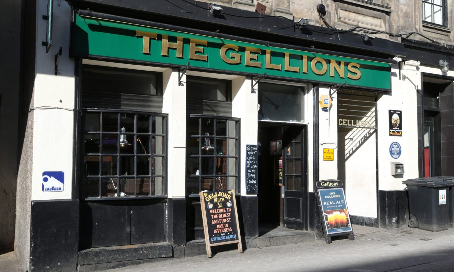 10 best traditional pubs in Inverness to grab a pint in