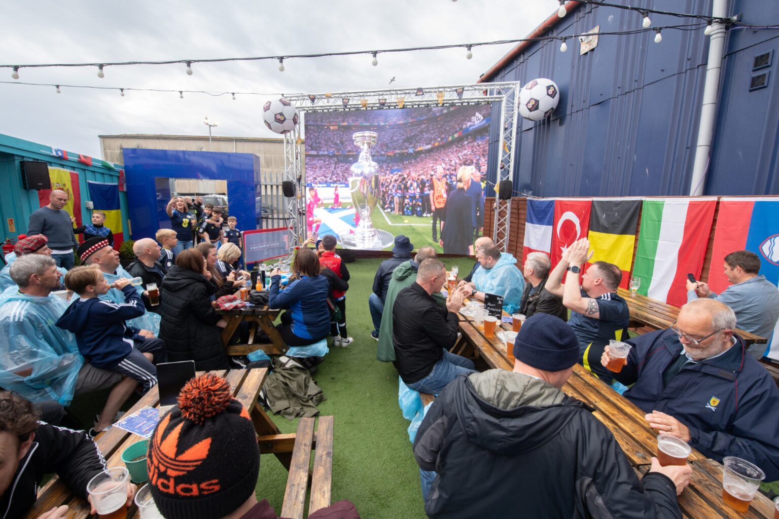 The best pictures as Scotland fans go through the emotions in the north ...