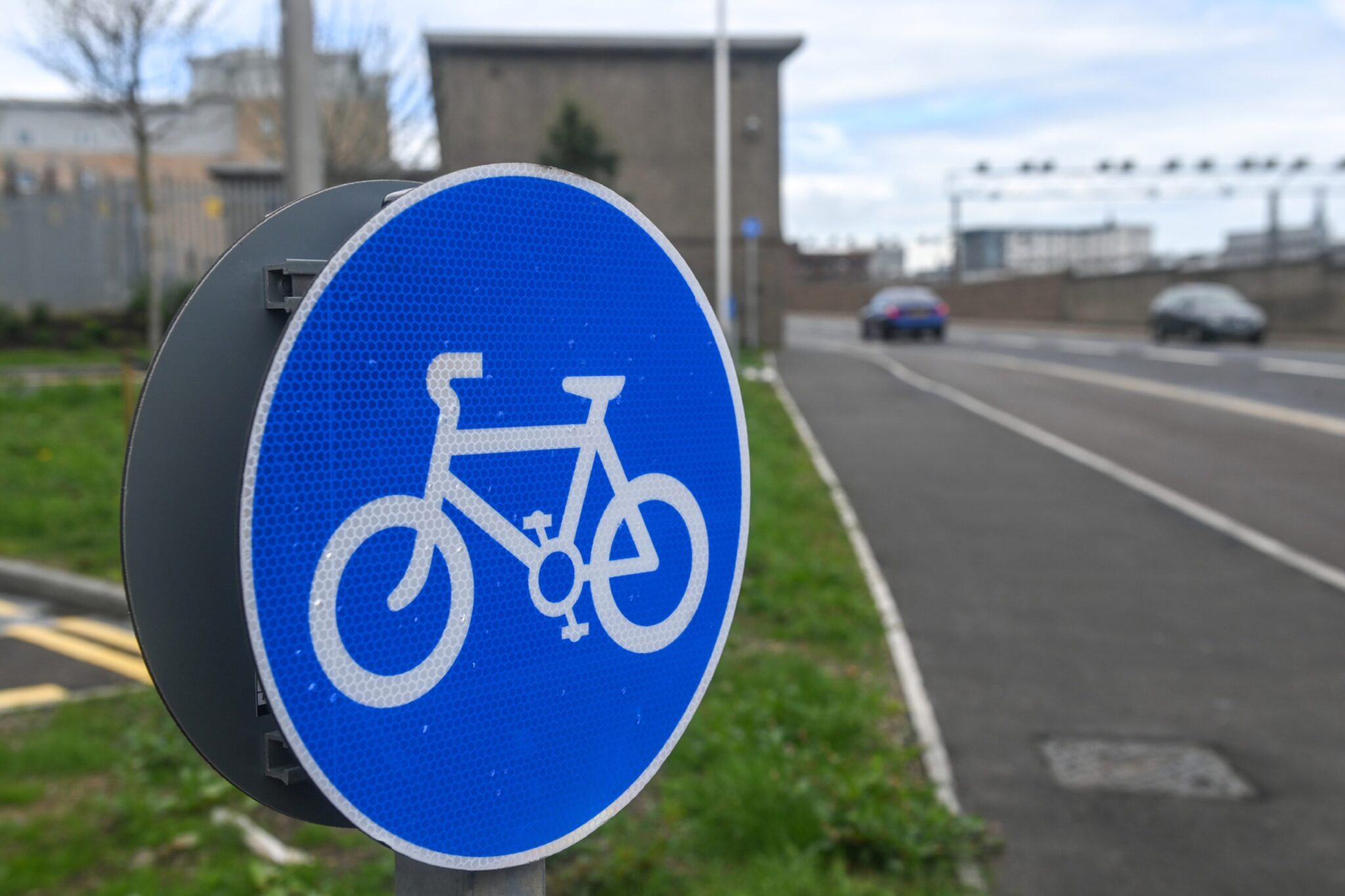 Will council be taken to court over Aberdeen city centre bus gates?