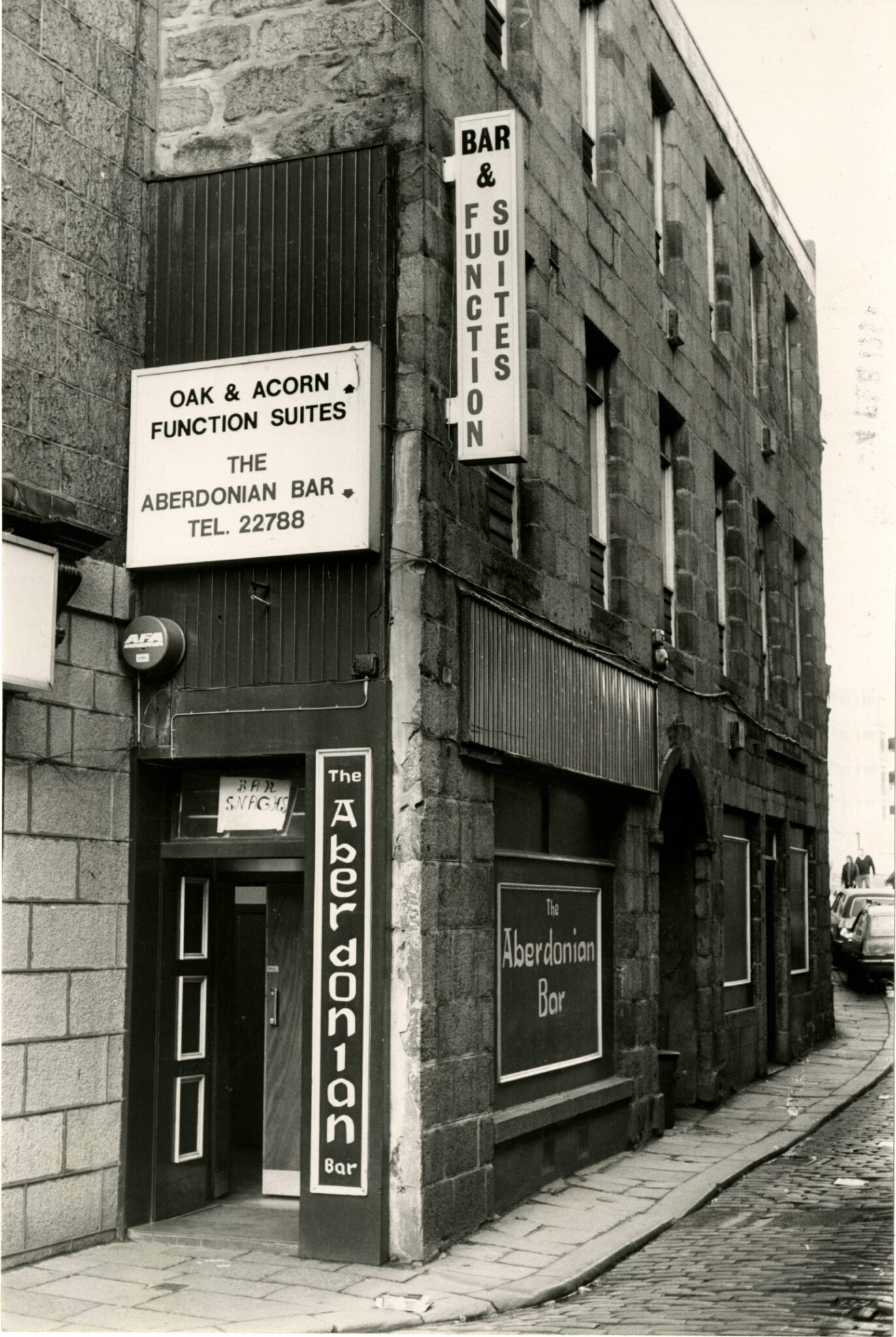 Five long lost (and sometimes notorious) harbour pubs in Aberdeen