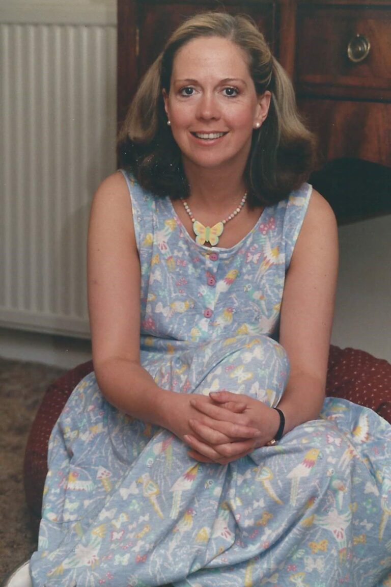 Tears and laughter as 100s attend Liz Milne's funeral in Aberdeen