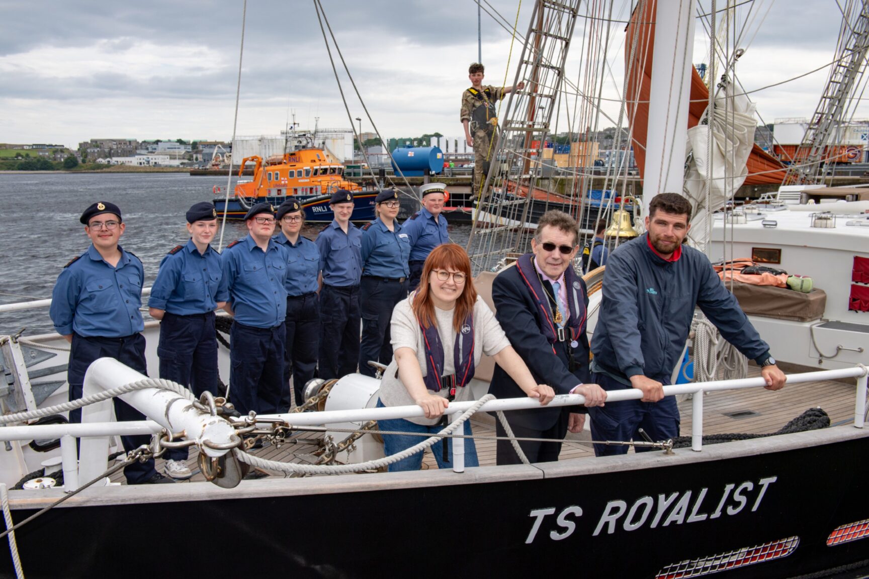 First look at historic Royalist Tall Ship as it arrives in Aberdeen