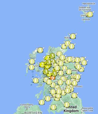 Midges: Forecast warns of level 5 swarms in Highlands and Islands