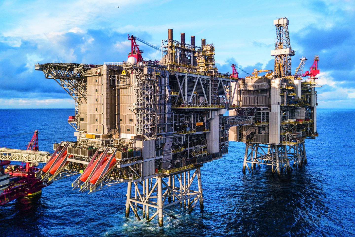 Windfall tax job cuts hit Aberdeen as confidence drops