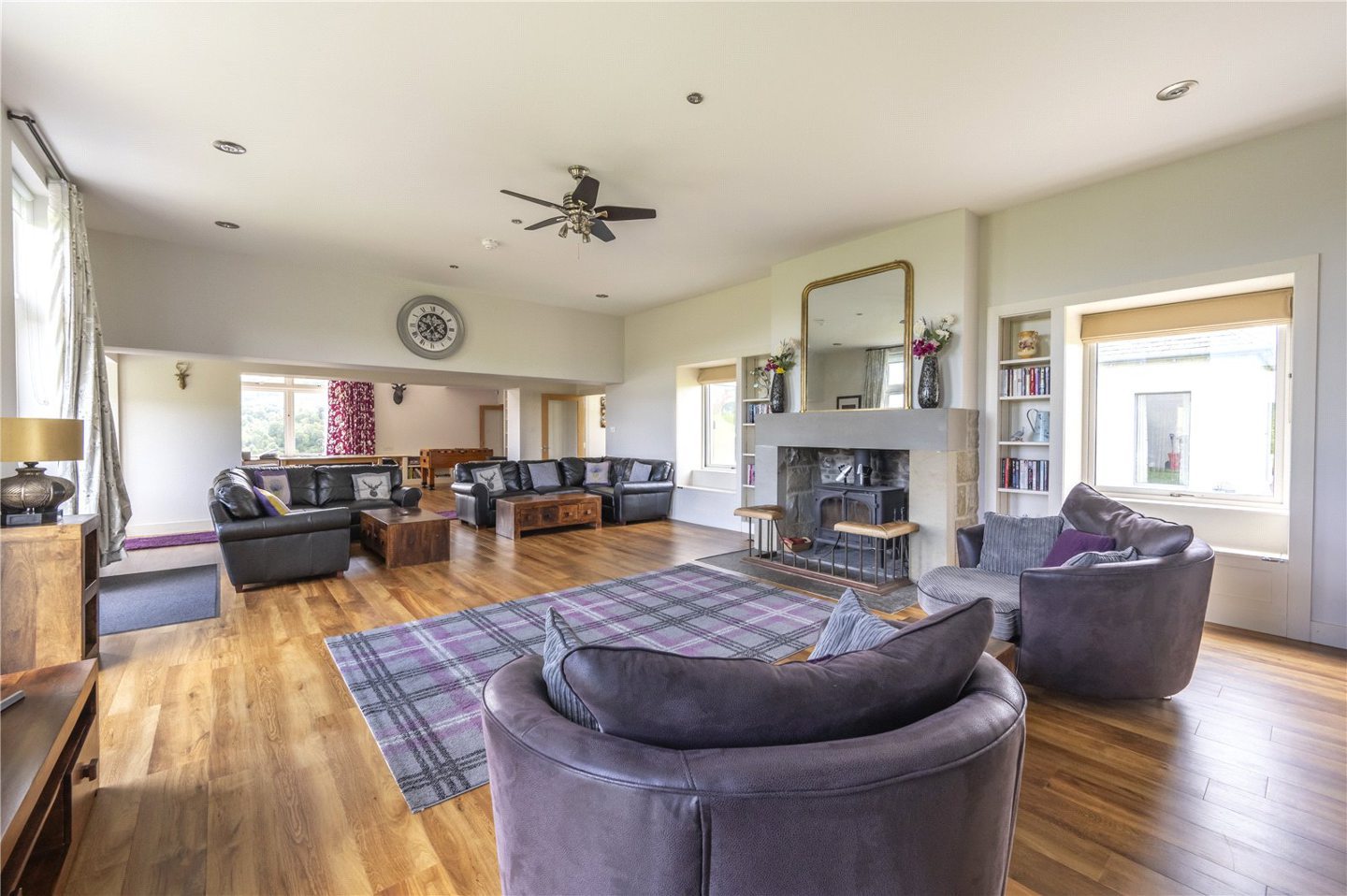 Highland farmhouse with its own rooftop terrace and scenic views