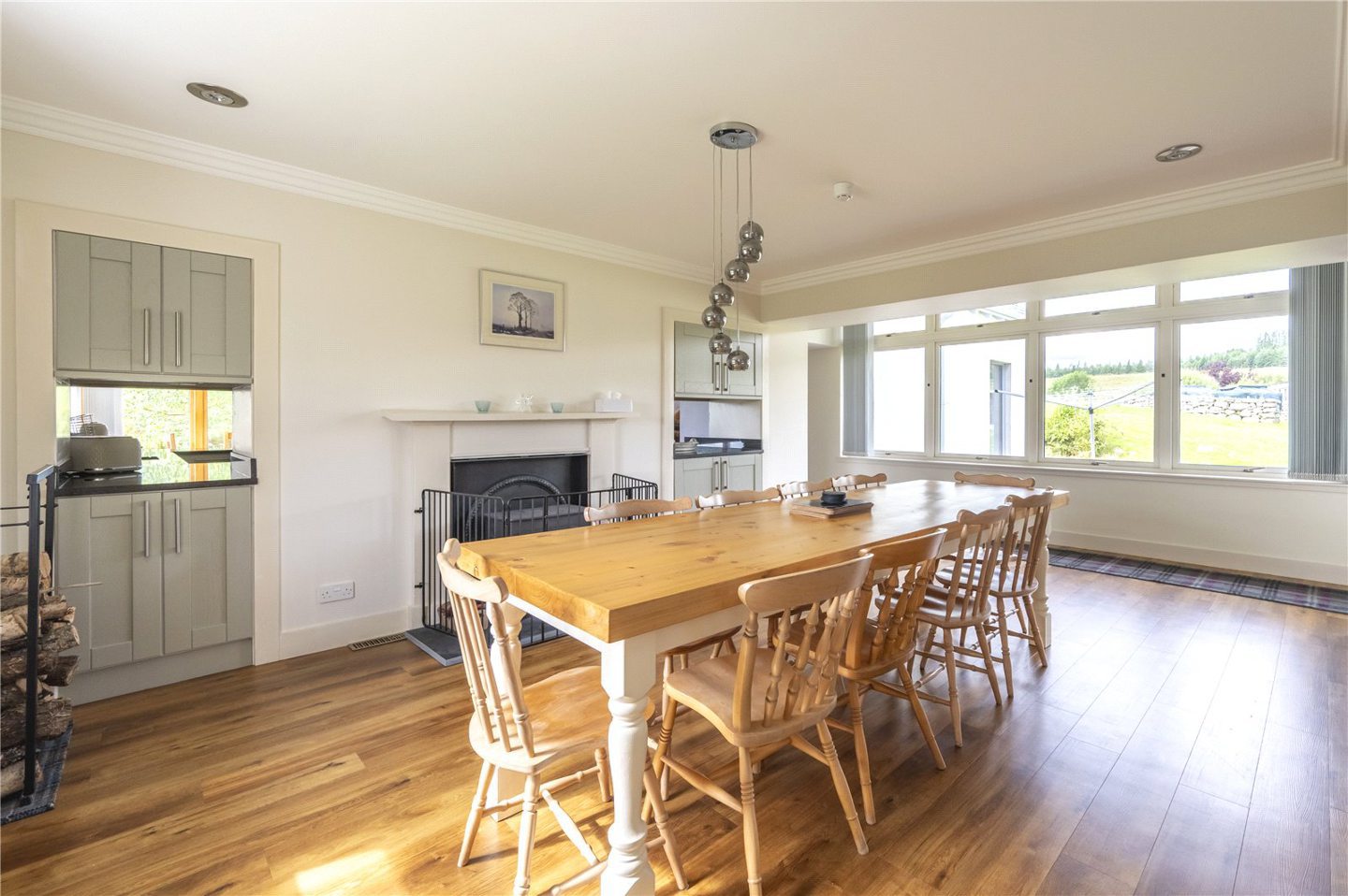 Highland farmhouse with its own rooftop terrace and scenic views