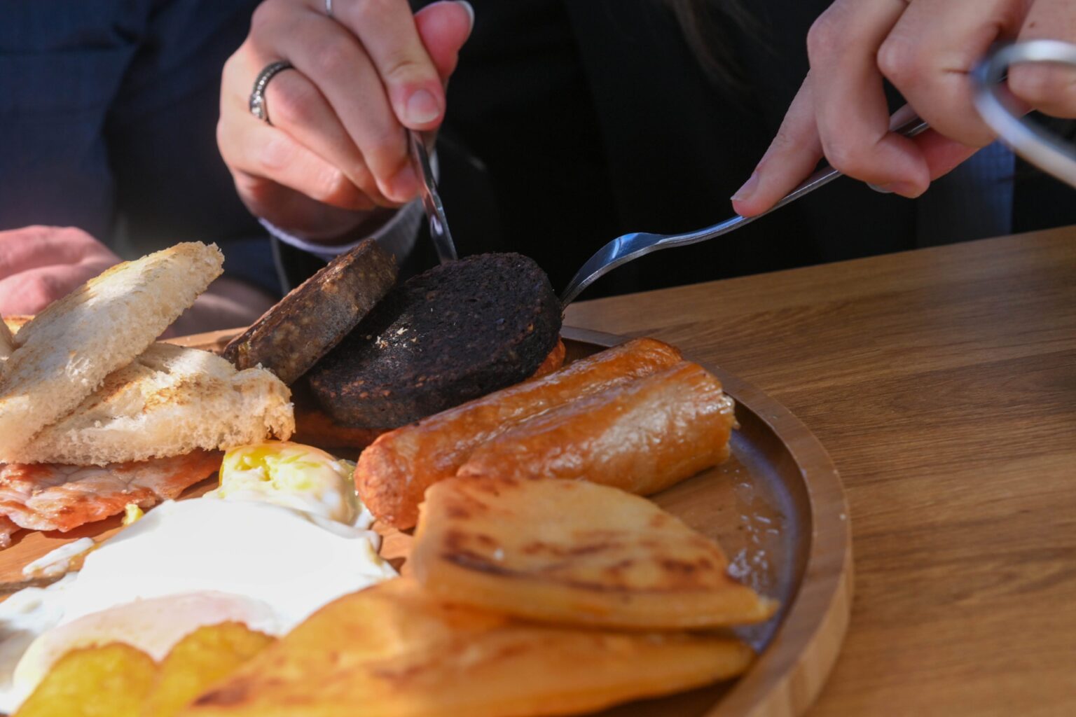 The Highlander Café Bus: Our thoughts of the food on-board