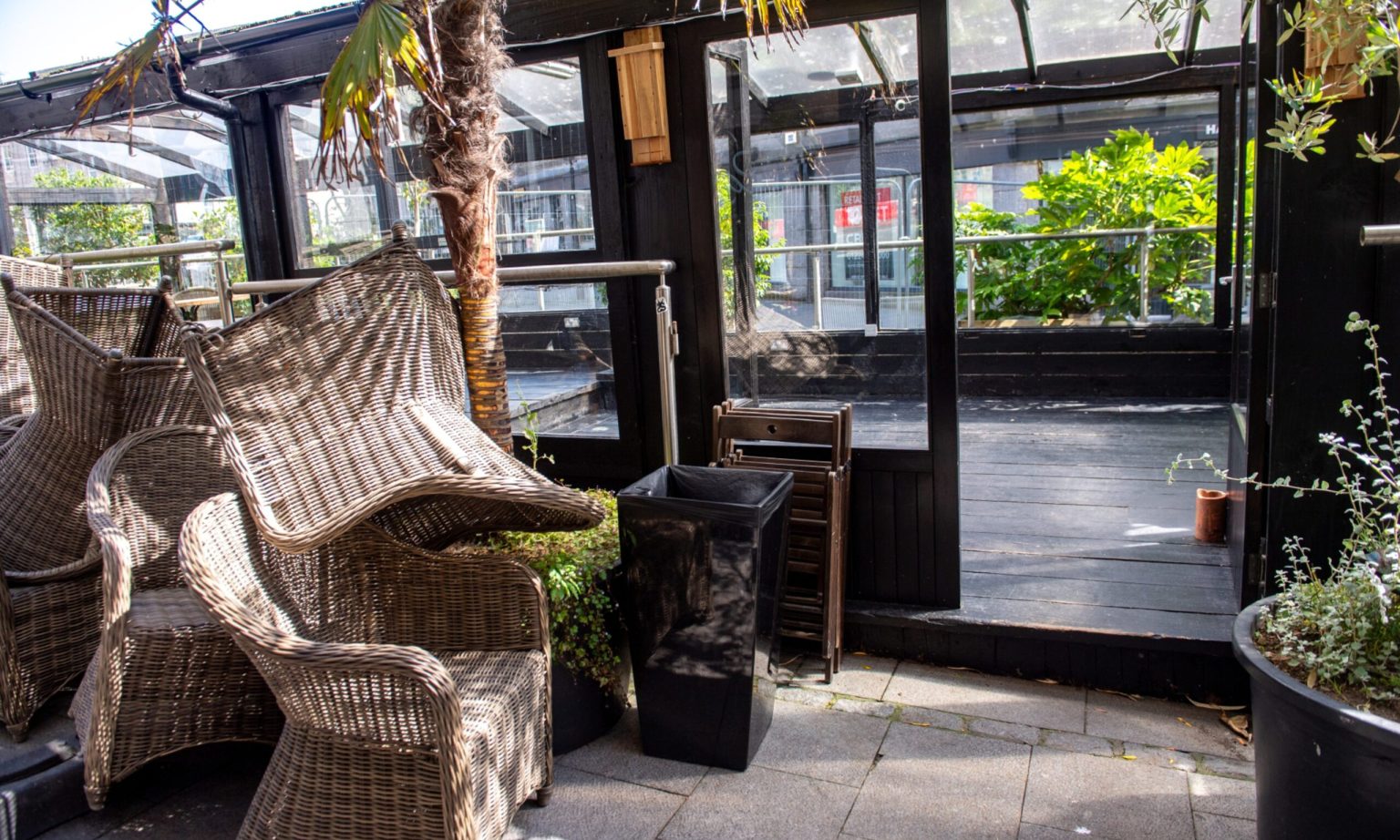 Cafe 52 pavilion: Latest images amid Aberdeen hut removal row