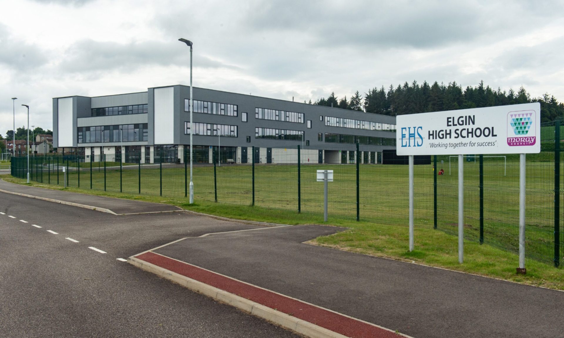 Elgin High School: Extension cancelled for cheaper alternative