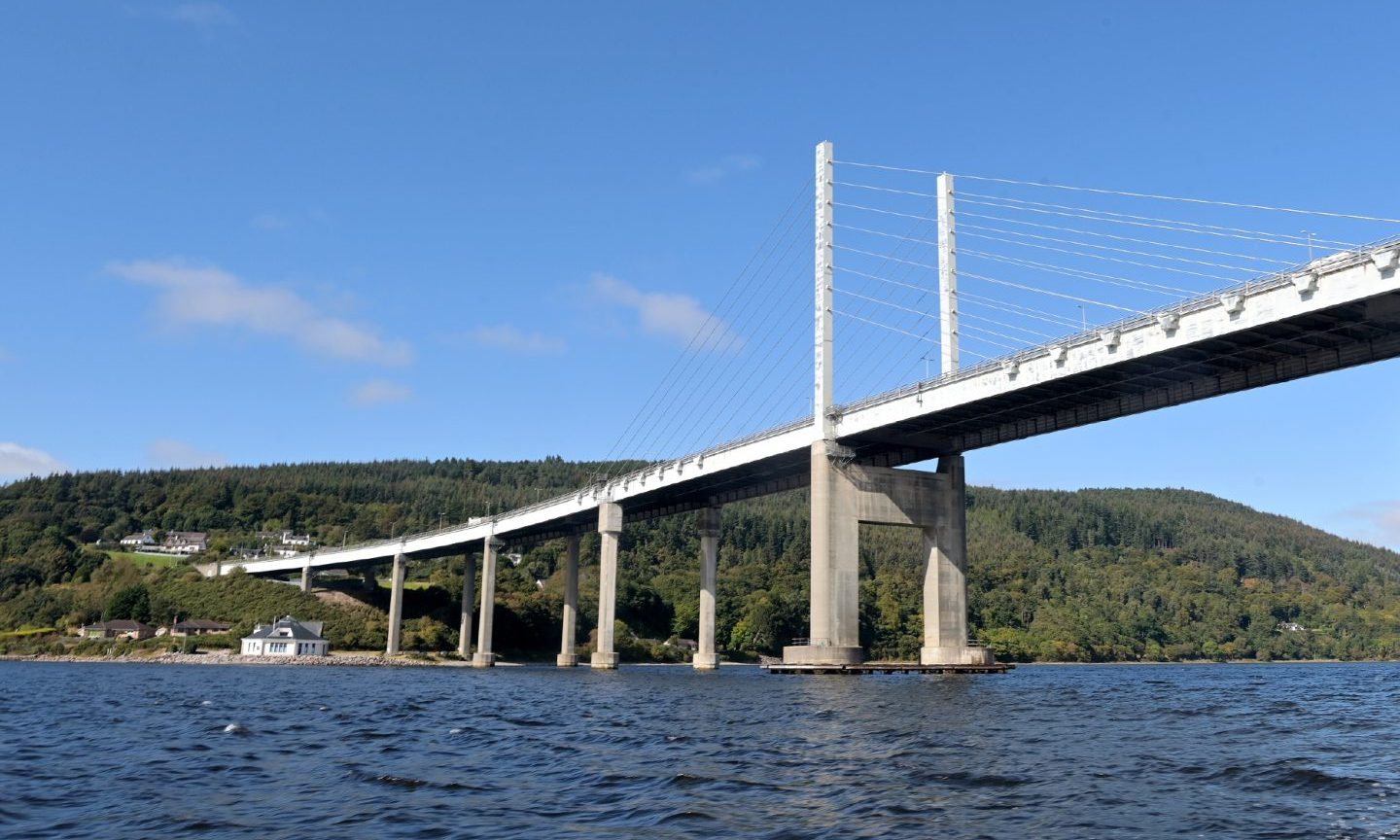 Kessock Bridge in Inverness closed for more than three hours