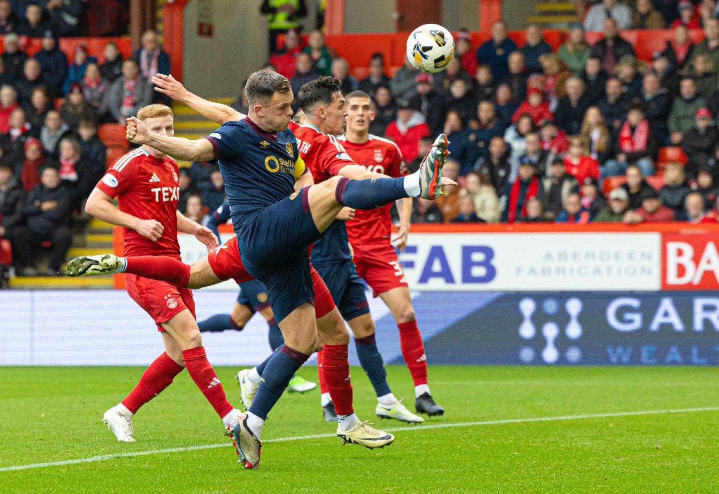 Former Aberdeen striker Lawrence Shankland set to join Rangers
