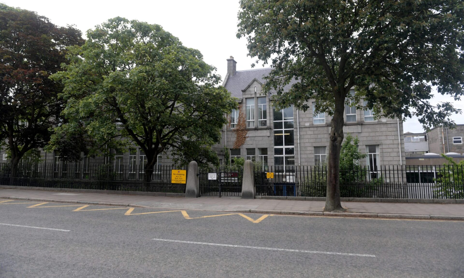 Closed Walker Road school could be used to temporarily teach kids