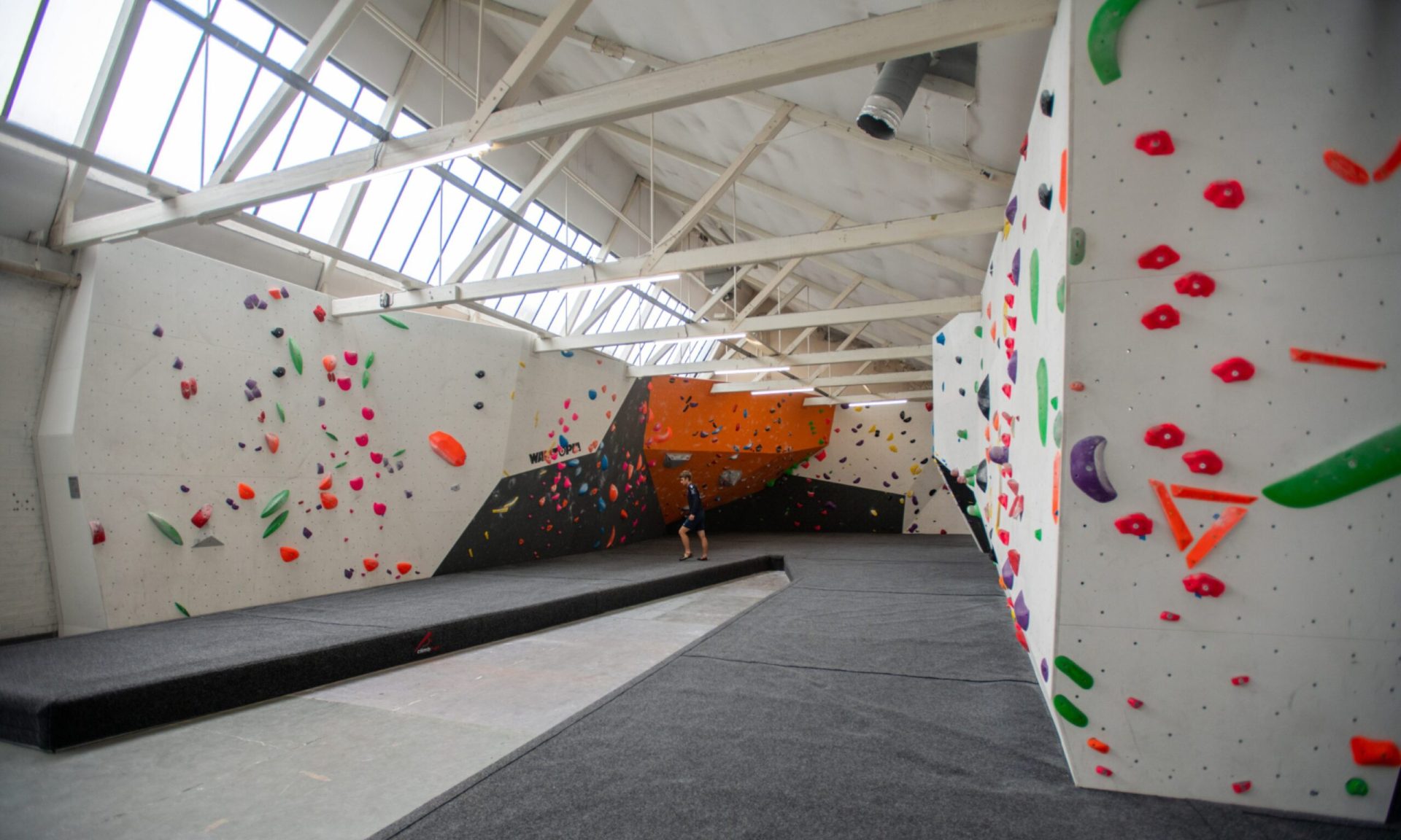 Disused warehouse to become Aberdeen's first climbing centre
