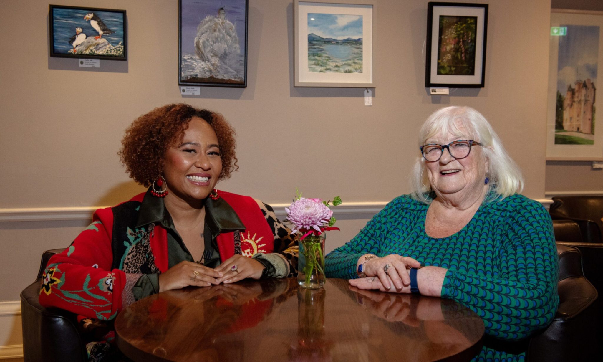 Emeli Sandé reunited with teacher who 'sparked passion for music'